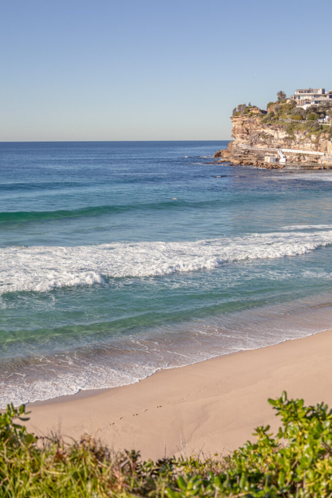 Experience the Bondi Beach to Coogee Walk: A Popular Sydney Trail - I ...