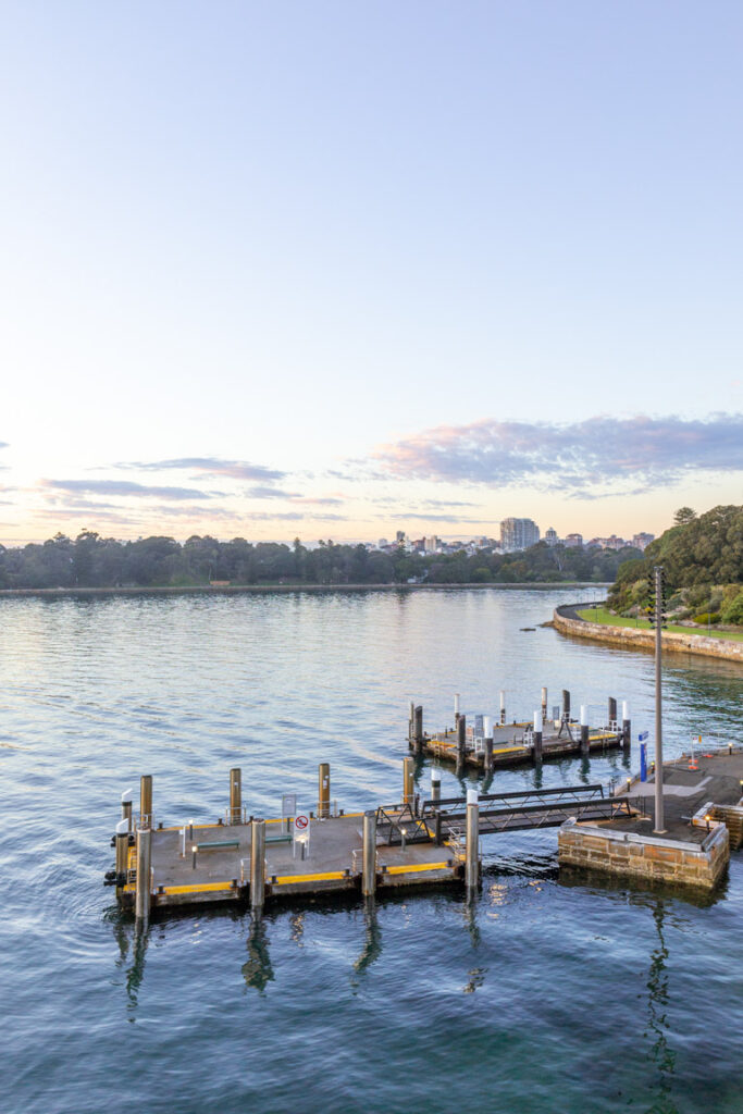 How to Get Photos of Sydney Opera House Without Crowds - I AM CASEY LEE