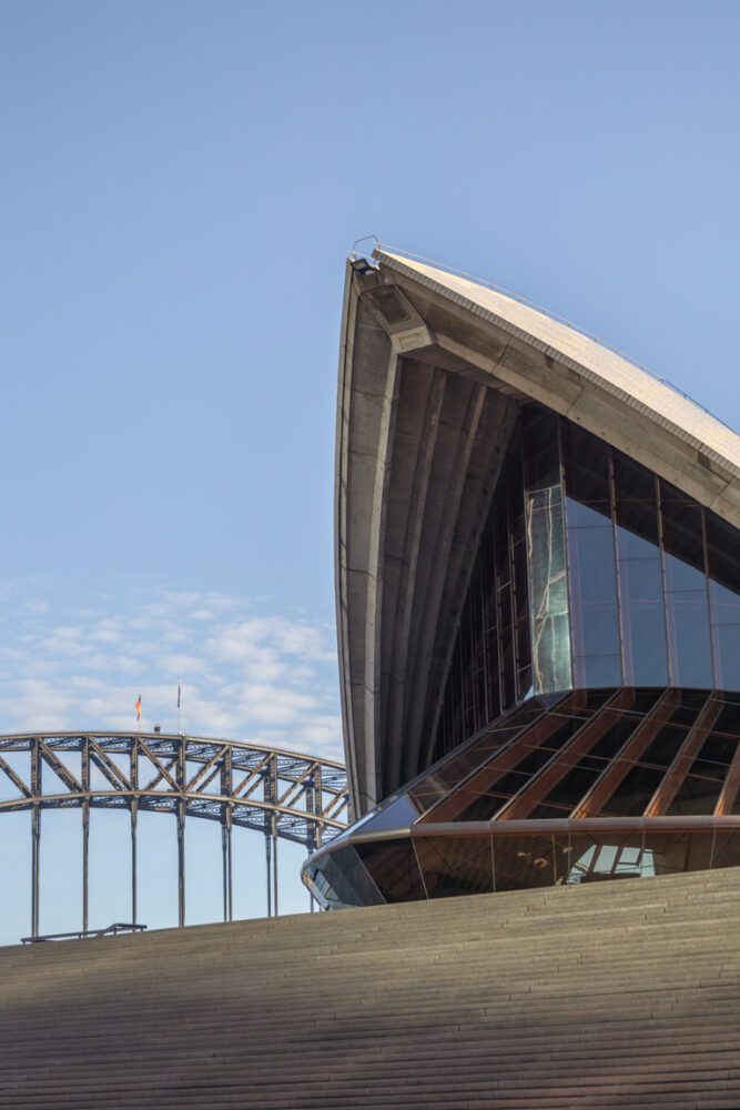 How to Get Photos of Sydney Opera House Without Crowds - I AM CASEY LEE